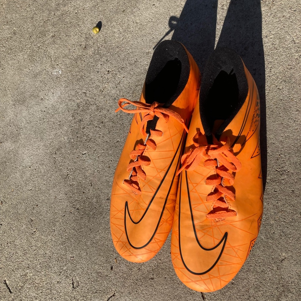 Nike Hyper Venom Orange Cleats 8.5 Great Condition - Gem